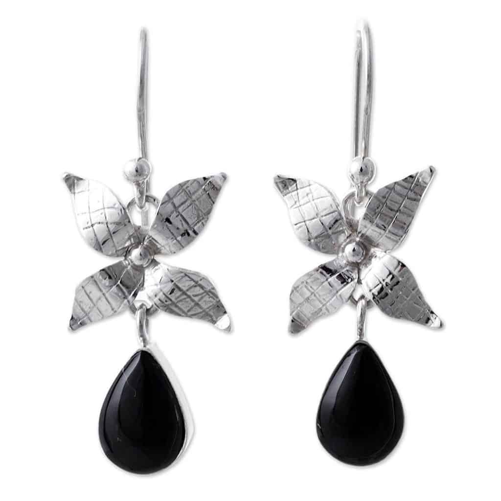 List of 11 Amazing Black Gemstones Used in Jewelry | Jewelry Guide