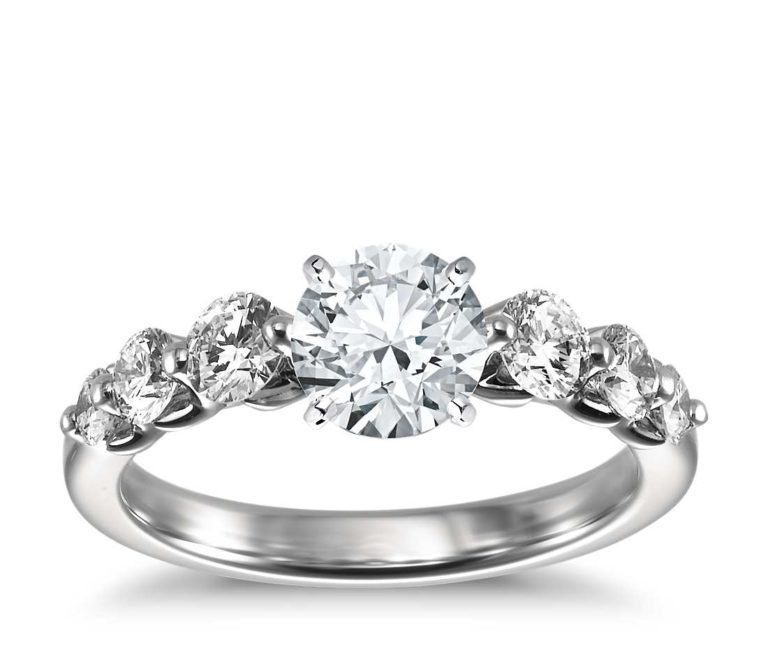 What is a Floating Diamond Wedding Ring? | Jewelry Guide
