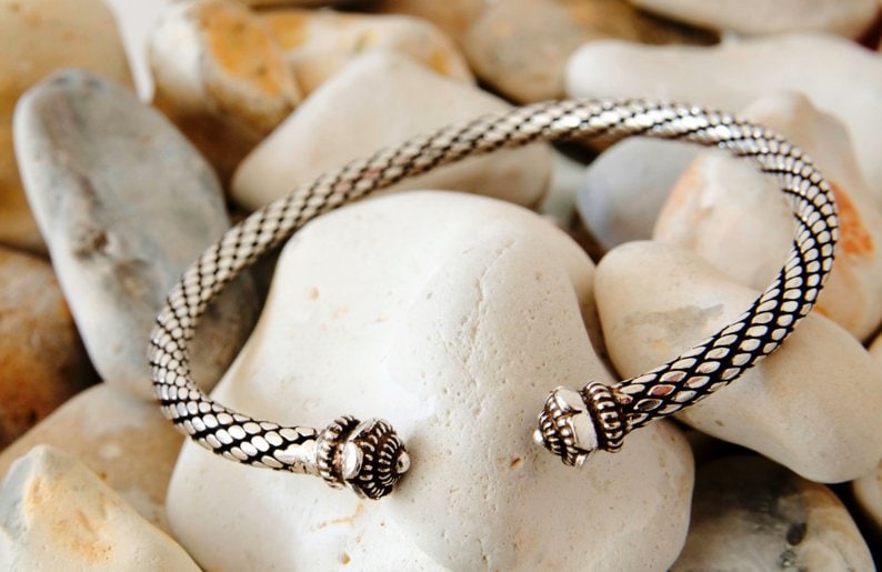 What on Earth is a Torc Necklace? | Jewelry Guide