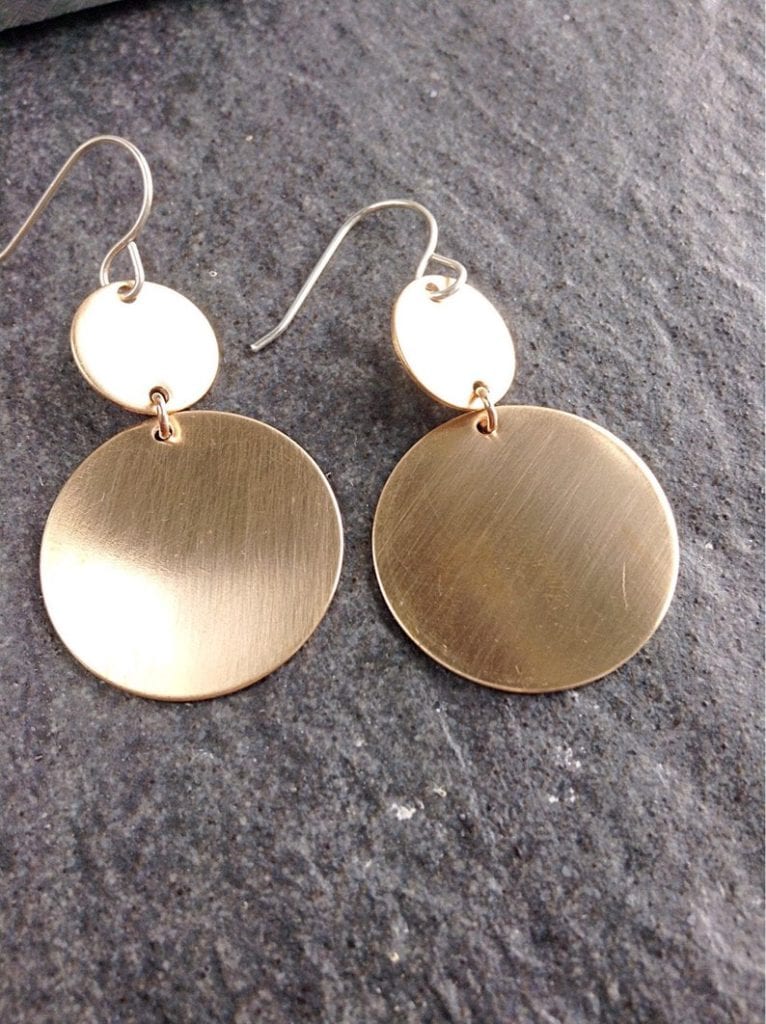 A Quick Guide to Buying and Wearing Bronze Jewelry | Jewelry Guide