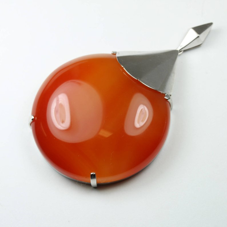 How to Buy and Care for Carnelian Gemstone | Jewelry Guide