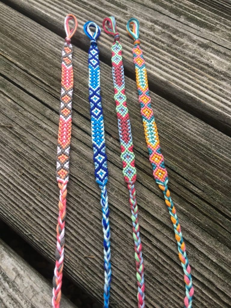 Friendship Bracelets – A Quick Guide to a Sweet Tradition | Jewelry Guide