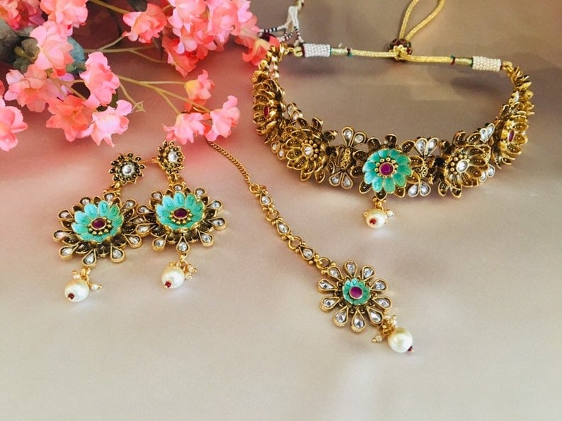 What is Enamel Jewelry? A Buying Guide | Jewelry Guide