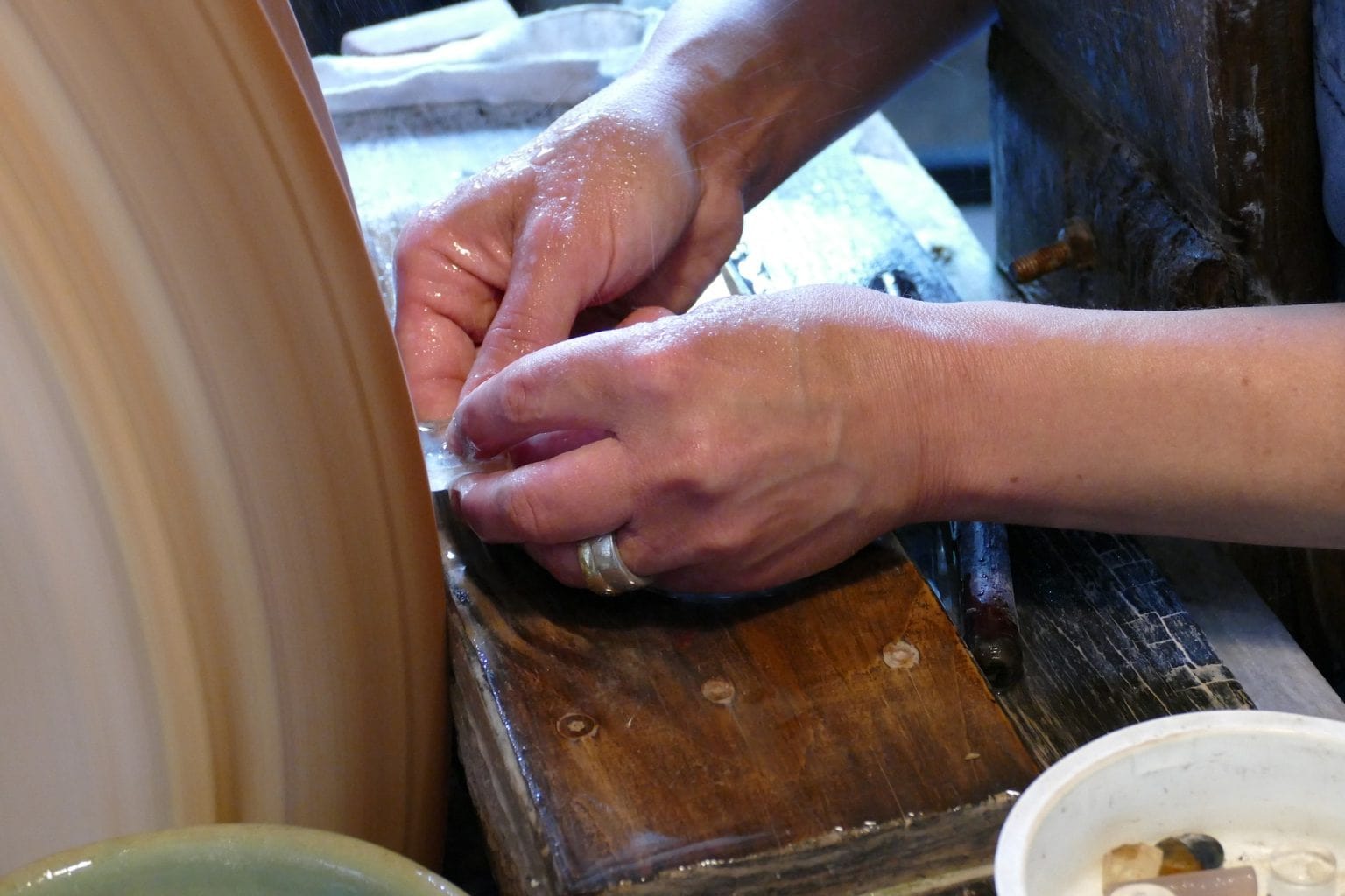 Cutting and Polishing Diamond Rough | Jewelry Guide