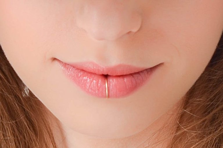 Lip Rings: A Guide to Styles, Care, and Choosing the Right One