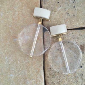 Lucite Jewelry: A Guide to a Vintage Trend | Jewelry Guide