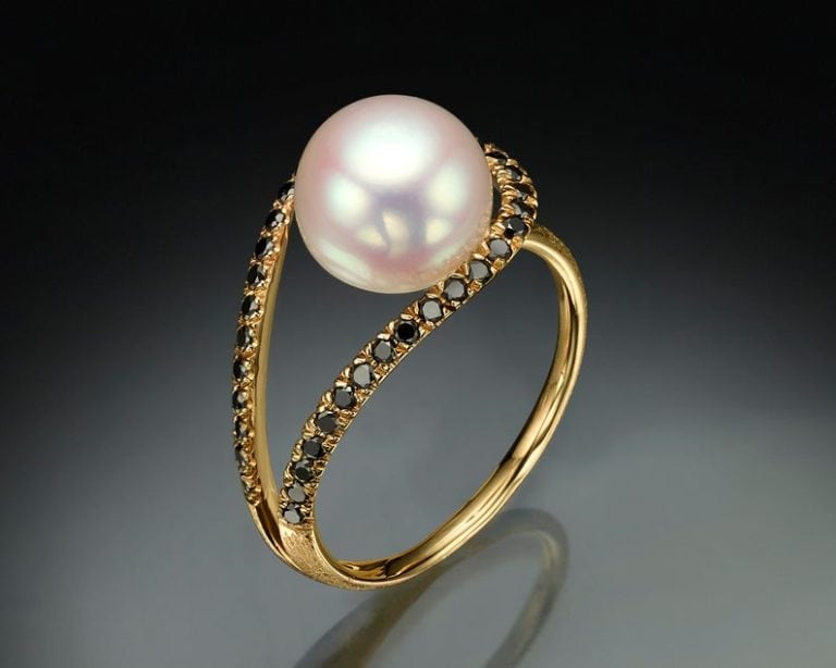 15 Stunning Pearl Ring Designs | Jewelry Guide