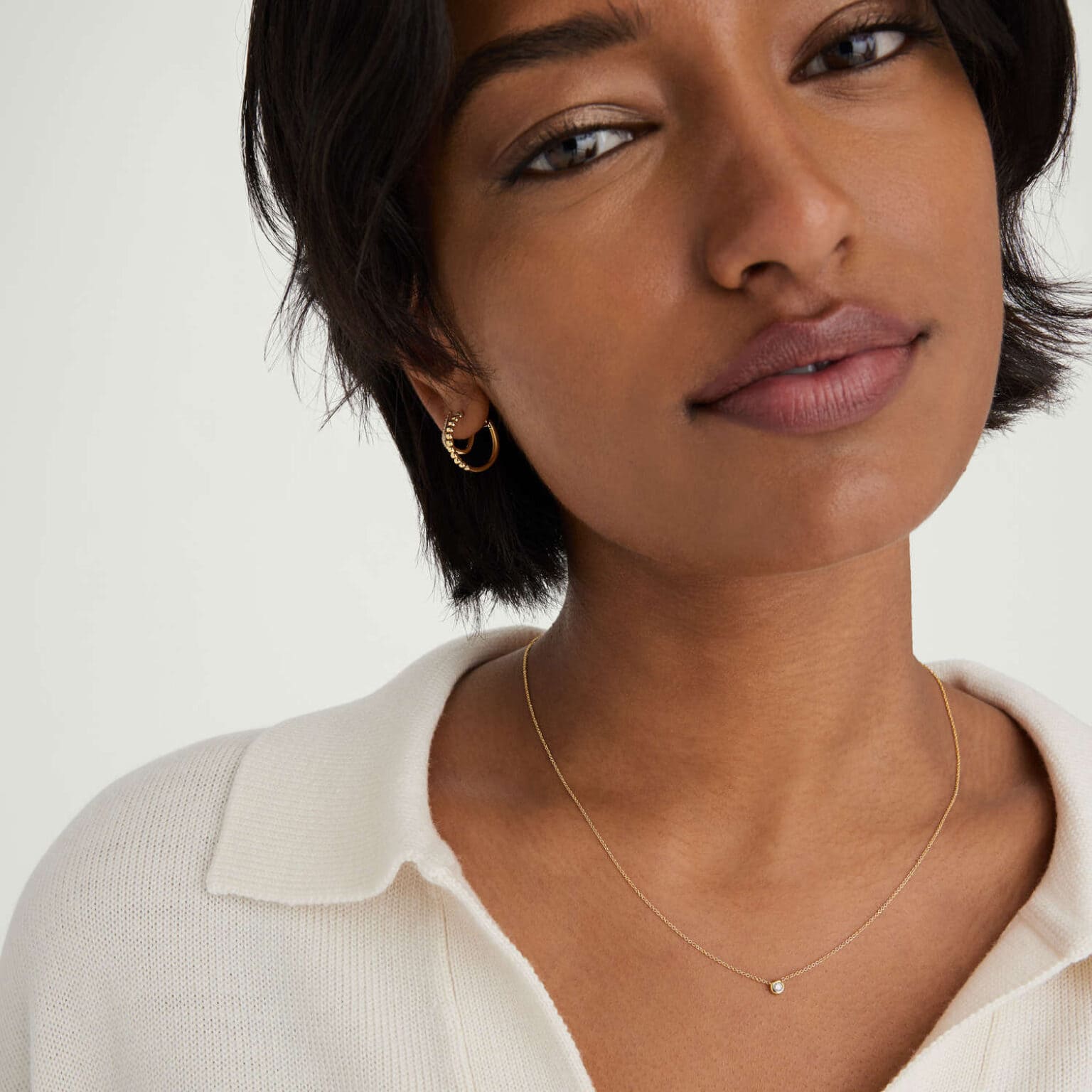 Mejuri Jewelry: Is It Worth Your Money?