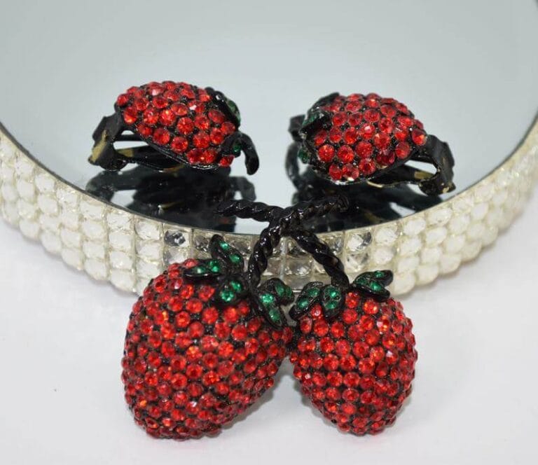 Everything You Need to Know About Weiss Jewelry | Jewelry Guide