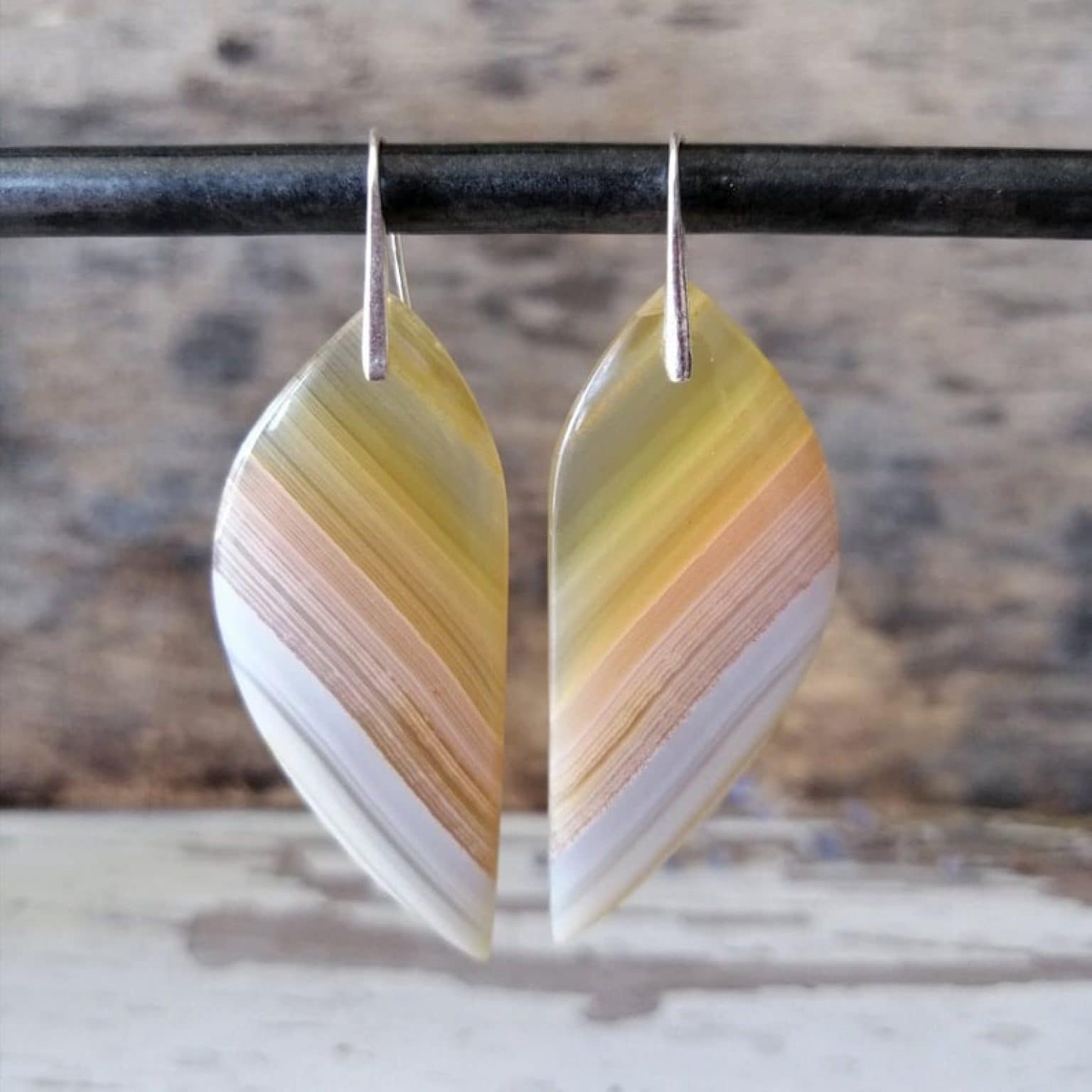 Agate Gemstone Buying Guide – What You Need to Know