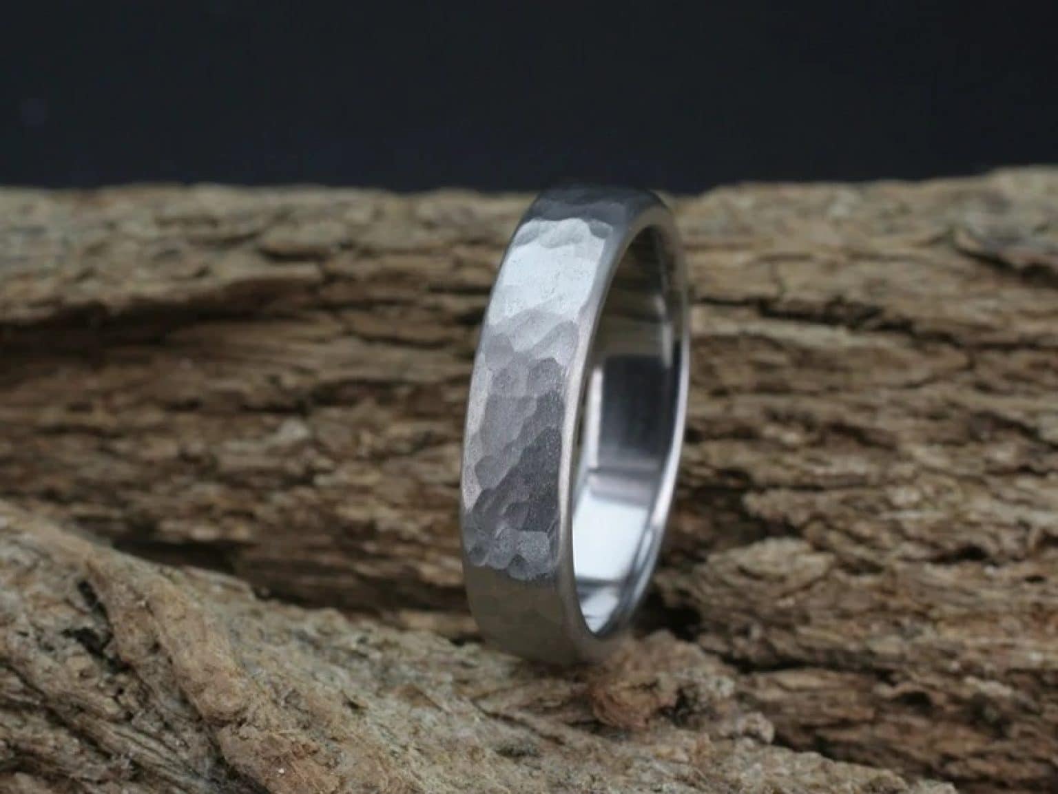 6 Wedding Ring Finishes: Pros, Cons, and Differences | Jewelry Guide