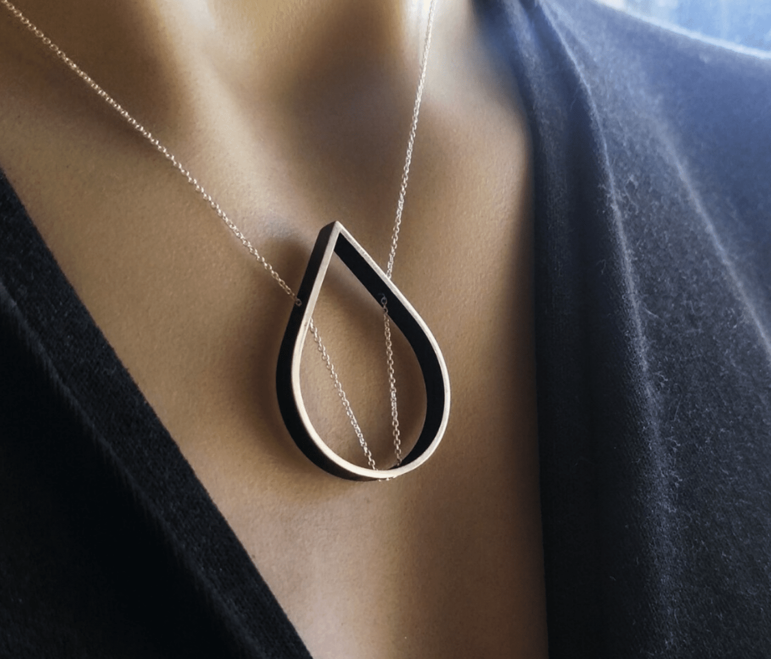 How to Wear a Statement Necklace with Style