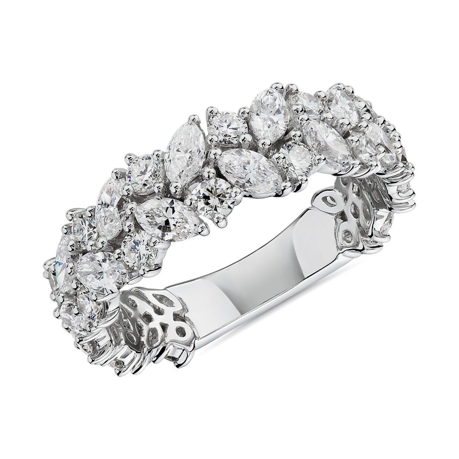 What Are Melee Diamonds? (And Why You Should Care) | Jewelry Guide