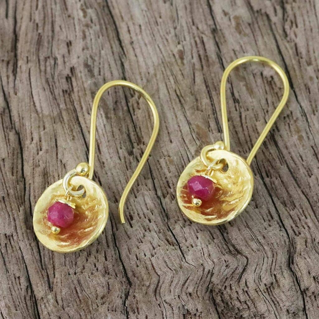 11 Beautiful Ruby Jewelry Gift Ideas (For Her)