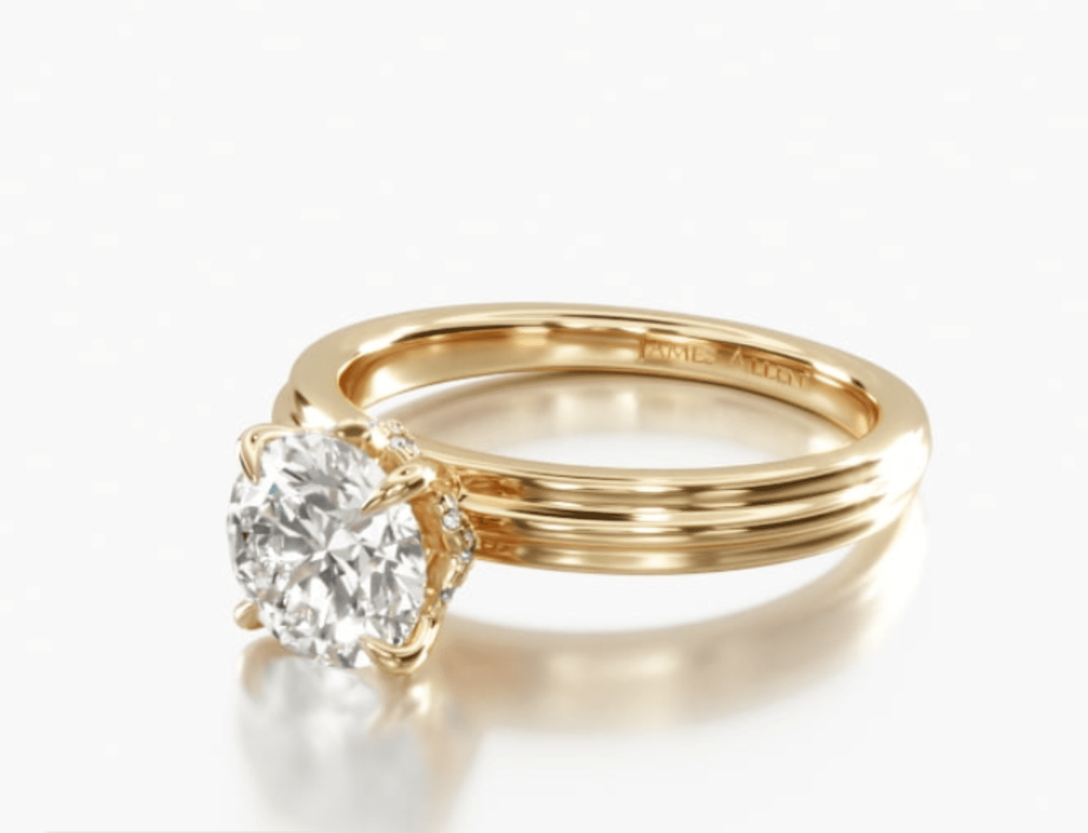 Halo vs. Solitaire Engagement Ring Settings