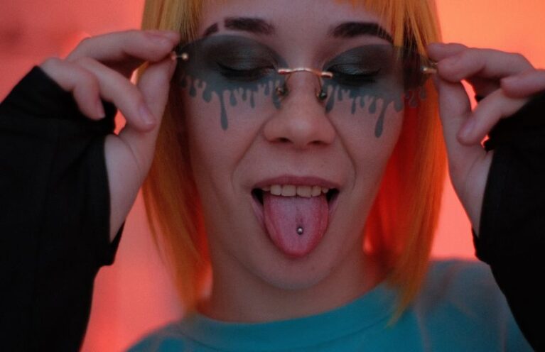 Bridge the Gap: Your Essential Guide to Getting a Bridge Piercing