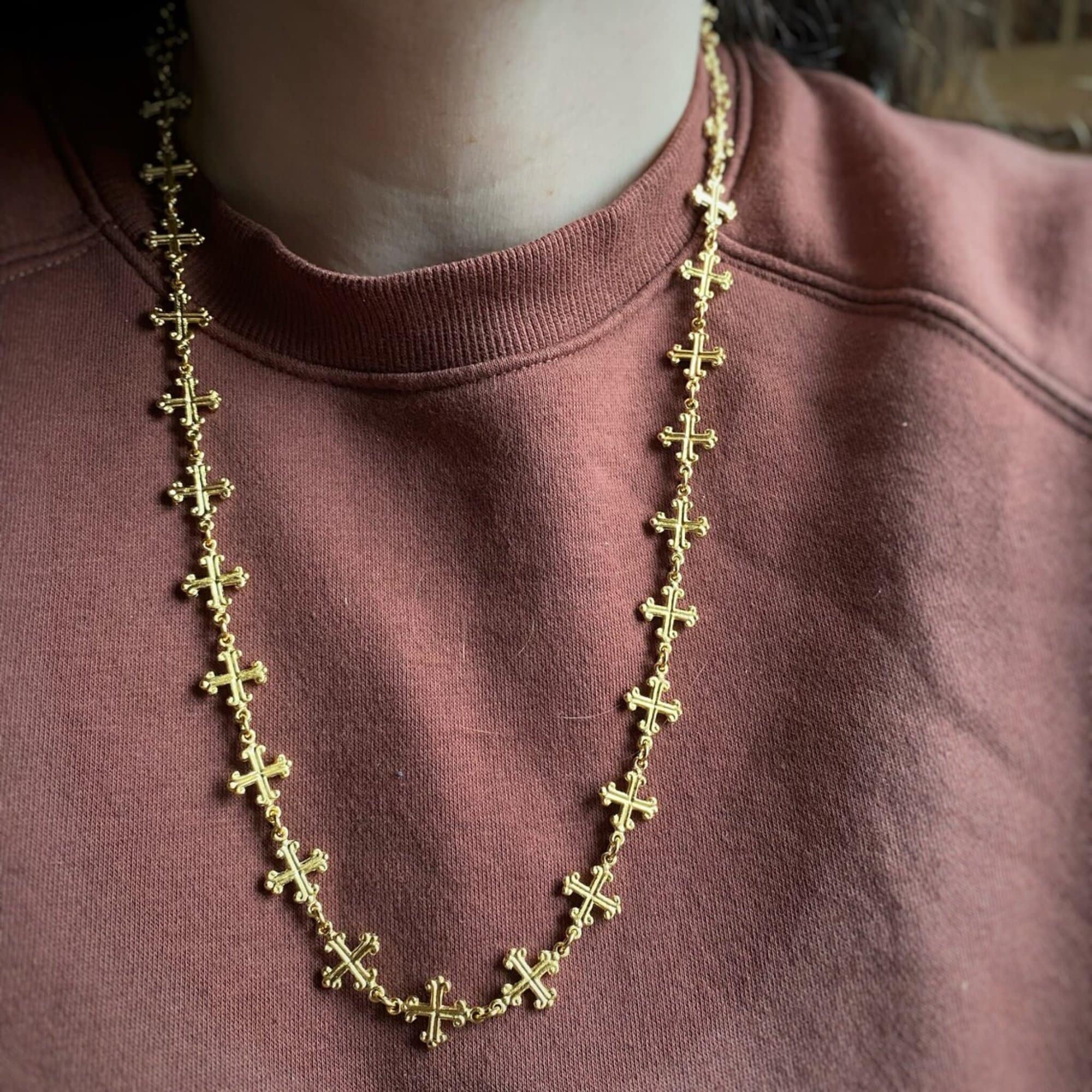 From Queens to Commoners: The Diverse World of Tudor Jewelry